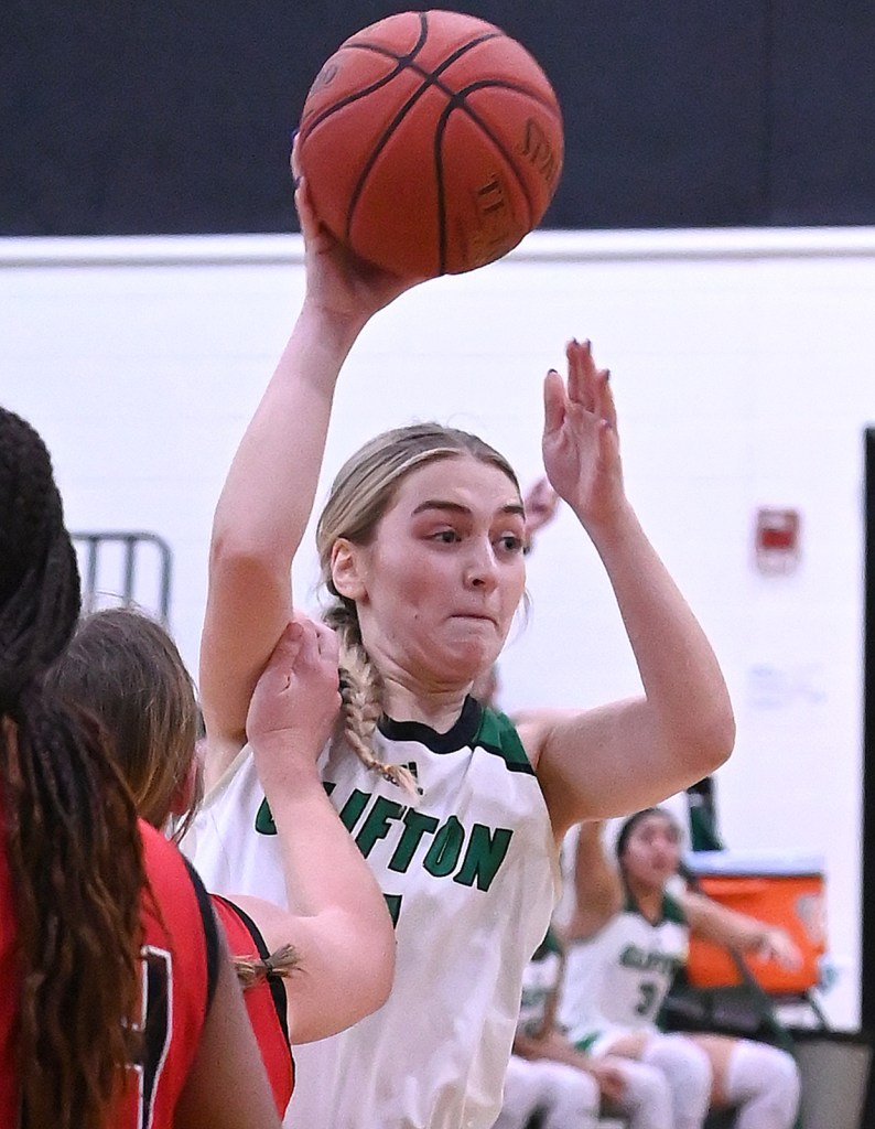 BALANCED TEETER-TOTTER – Brett Voss' Sports Buzz